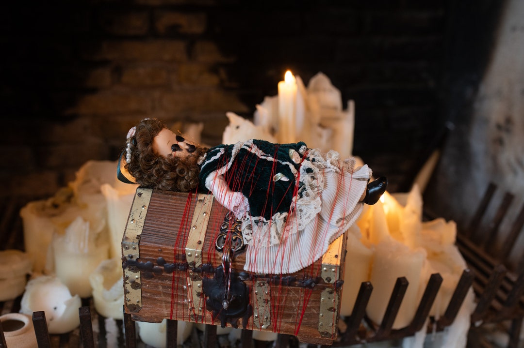 Dybbuk Box Demon Paranormal Rituals Spells Dangerous - Etsy