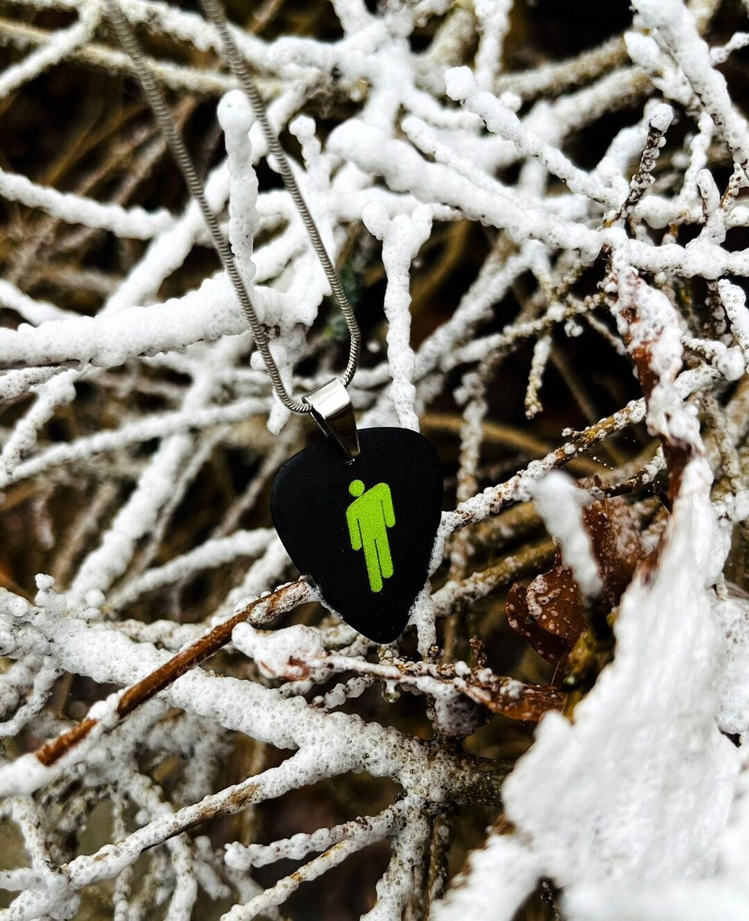 Billie Eilish Plectrum Necklace Handmade Green or Blue - Etsy