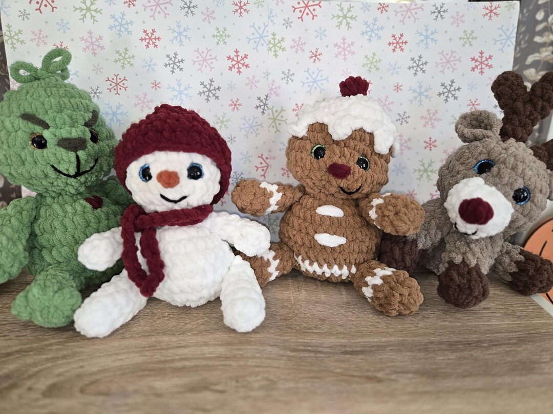 Crochet Christmas Plushies: the Grinch, Gingerbread Man, Rudolph and ...