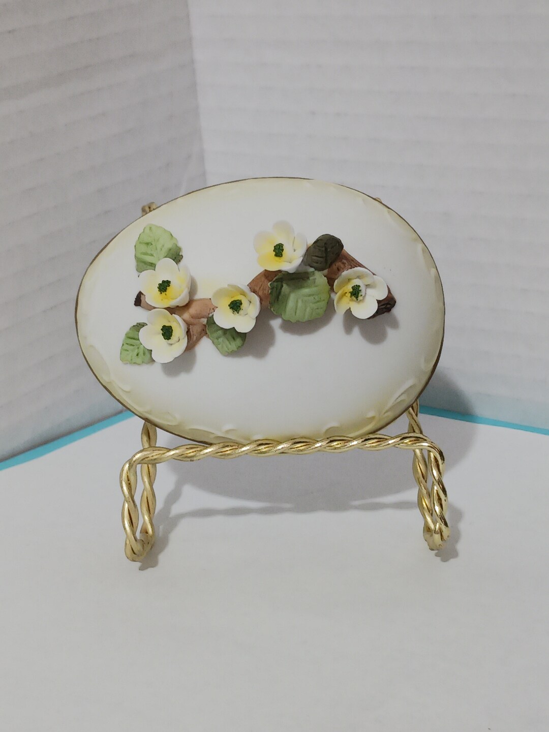 Lefton China Hand-painted Porcelain Egg-shaped Trinket Box With ...