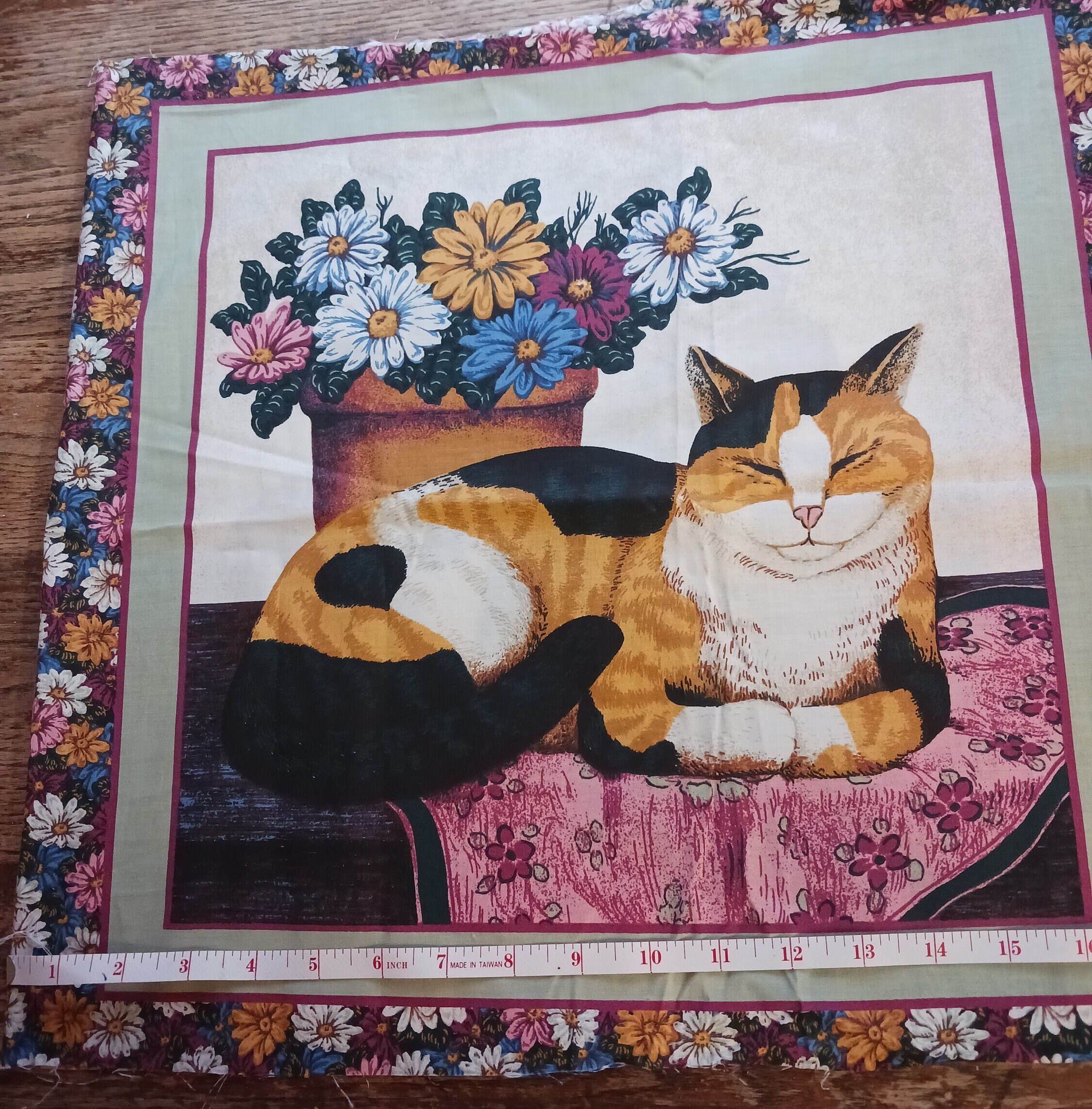 2 Fabric Panels of Calico Cats for Quilting or Sewing - Etsy UK