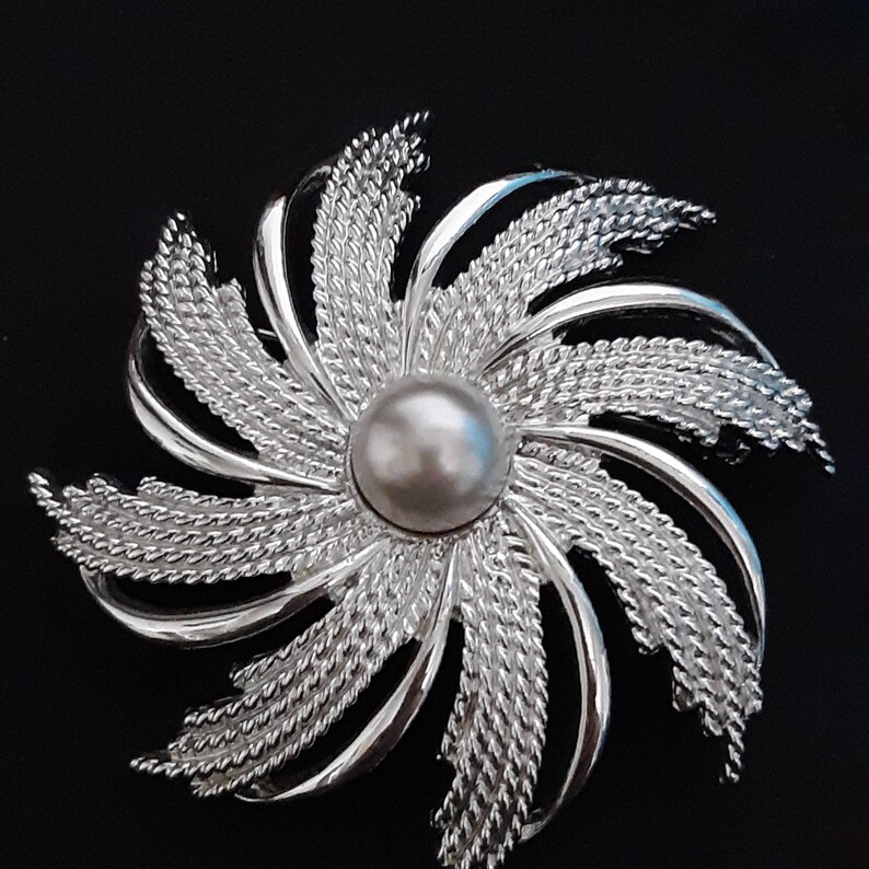 Sara Coventry Vintage Silver Toned Pinwheel Pin With Pearl Center - Etsy