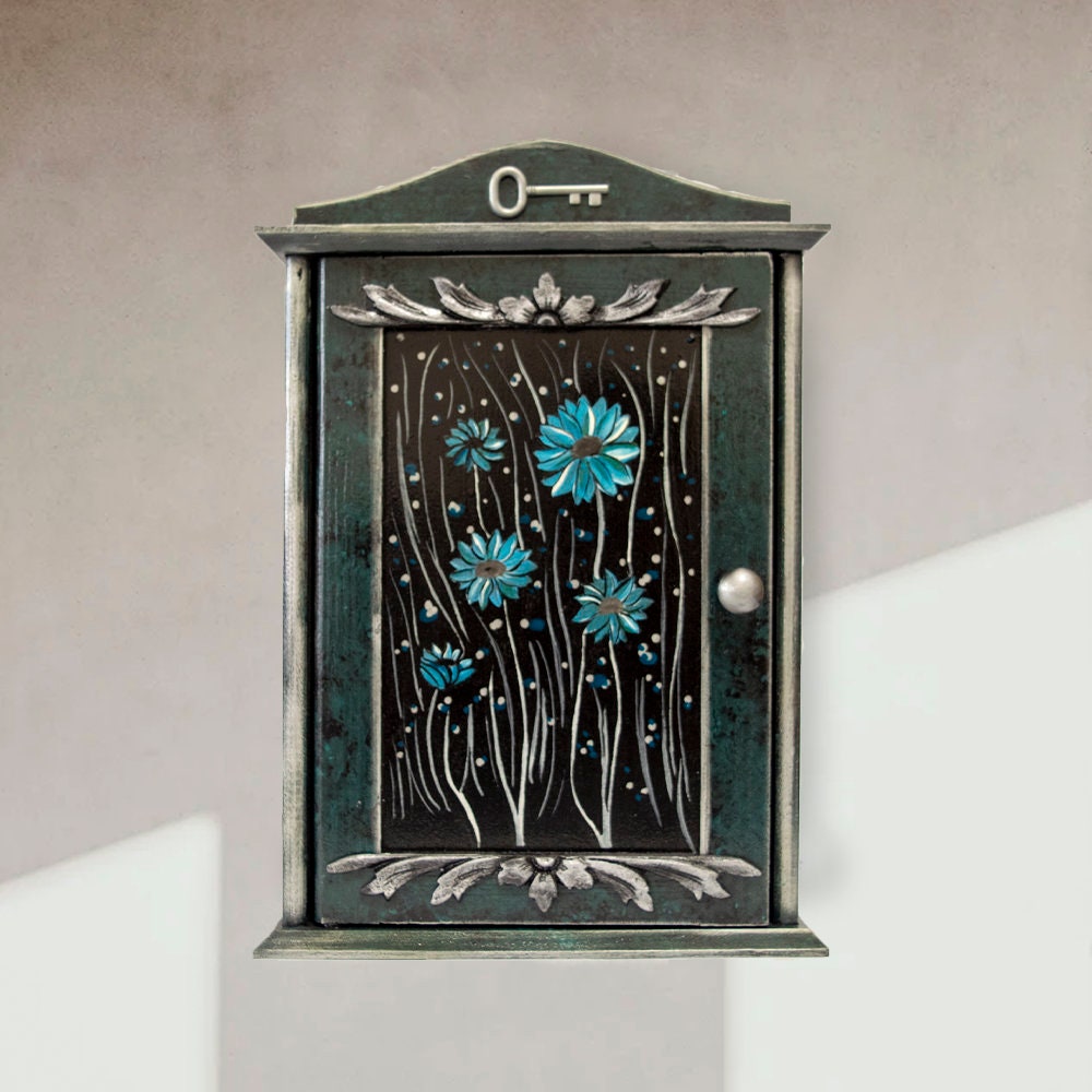 Splendor of the Night Wooden Key Box, Key Holder, Key Storage Box, Key ...