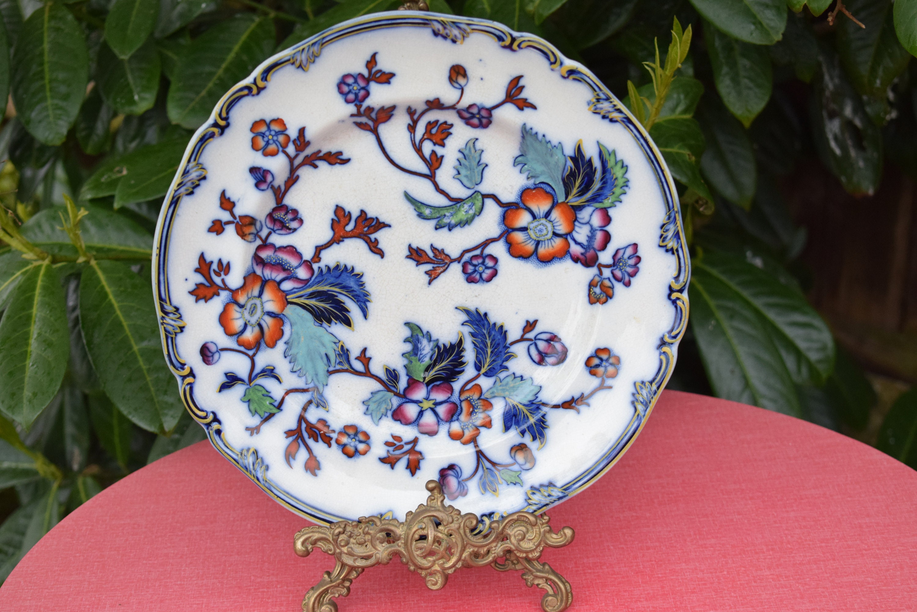 Rhoda Plant Floral Plate - Etsy UK