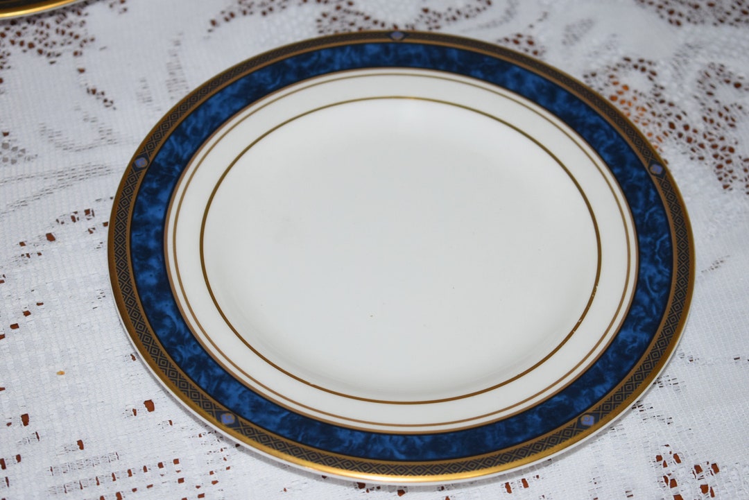 Set of Royal Doulton Made in England Stanwyck Small Plates 2 - Etsy UK