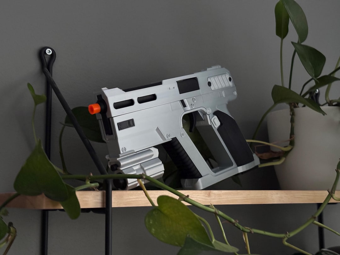 P2 Peacemaker Pistol 3D Printed Cosplay Replica - Etsy