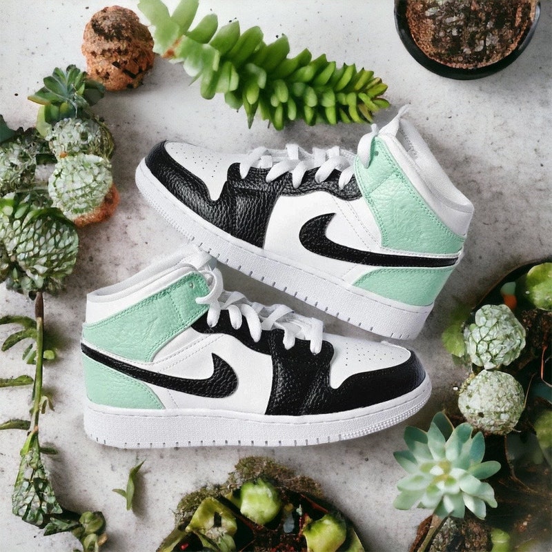 Air Jordan 1 Custom - Etsy