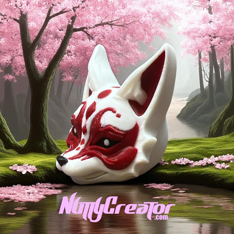 Japanese Kitsune Mask Keychain, Yokai, Mischievous Fox, Red, Black and ...