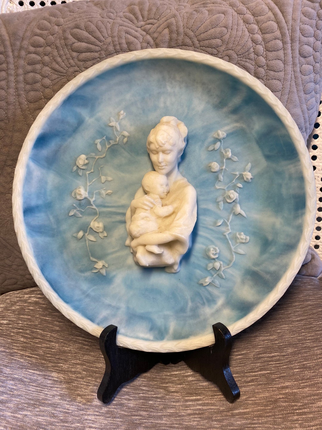 Vintage Incolay Plate: 1979 Avondale Blue Collector, Mother & Child - Etsy