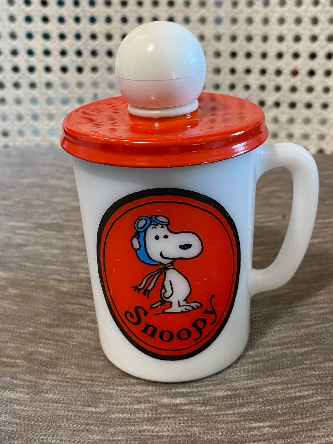 Vintage Avon Snoopy Liquid Soap Cup With Handle 5 Fl Oz United Features ...