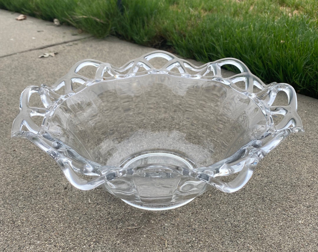 Filigree Lace Edge Glass Serving Bowl - Anchor Hocking 2000 - Etsy