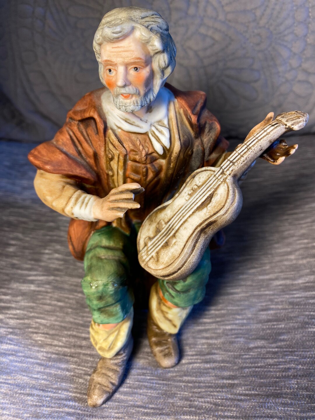 Vintage 1950's Ceramic Figurine Renaissance gypsy Traveler Man Playing ...