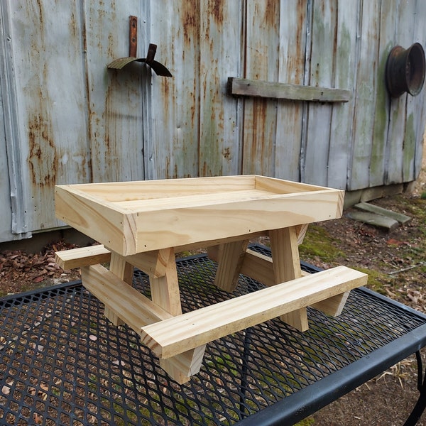 Chicknic Table - Etsy