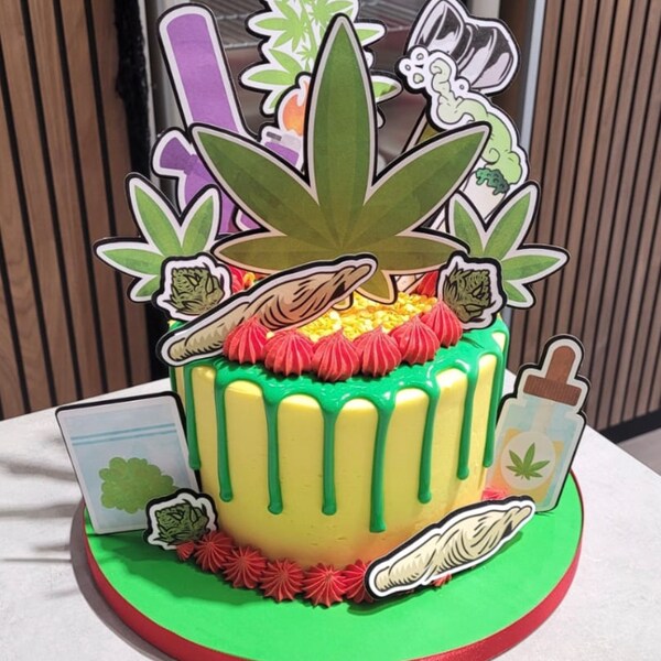 Weed Cake Topper - Etsy