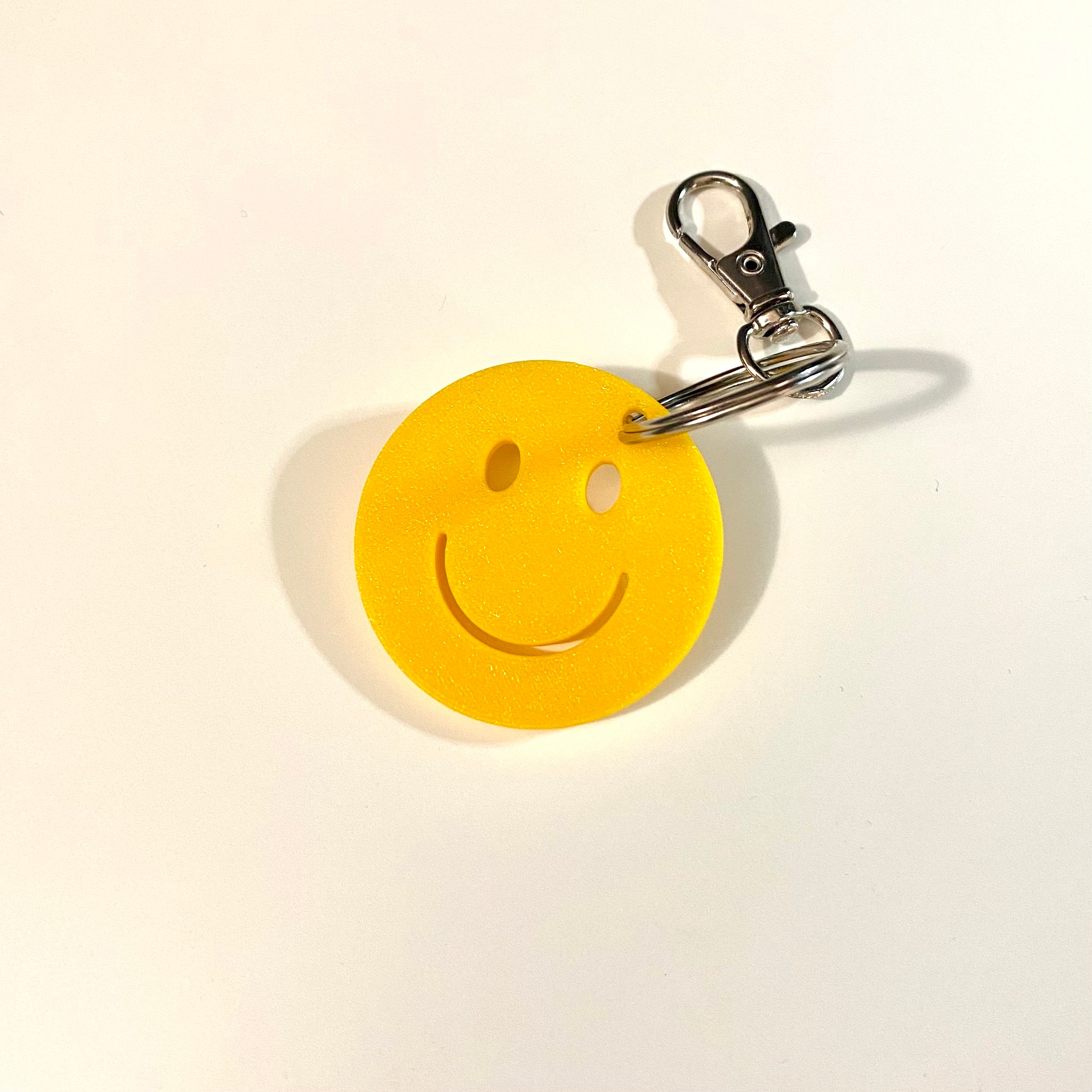 3D Printed Smiley Keychain : - Etsy