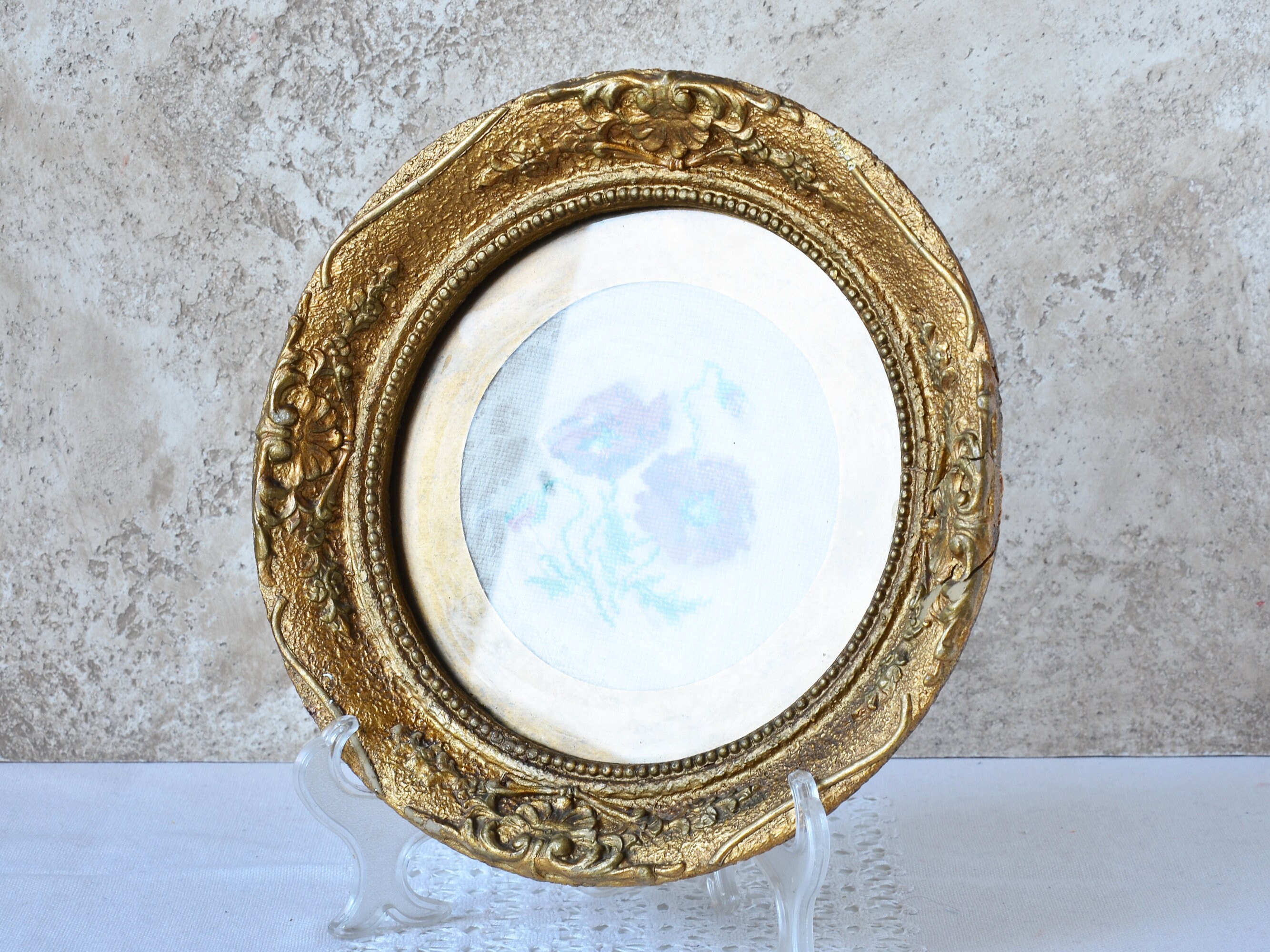 Vintage Round Frame Gold With Hand Embroidered Tapestry ( Poppies ...