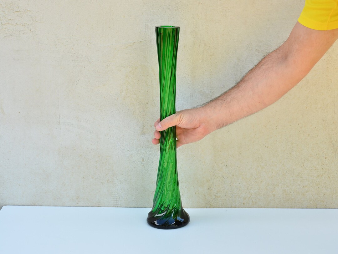Emerald Green Glass Vase, Tall 20 Inch Vase Gift, Twisted Stem Glass ...