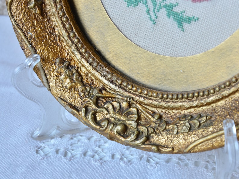Vintage Round Frame Gold With Hand Embroidered Tapestry ( Poppies ...