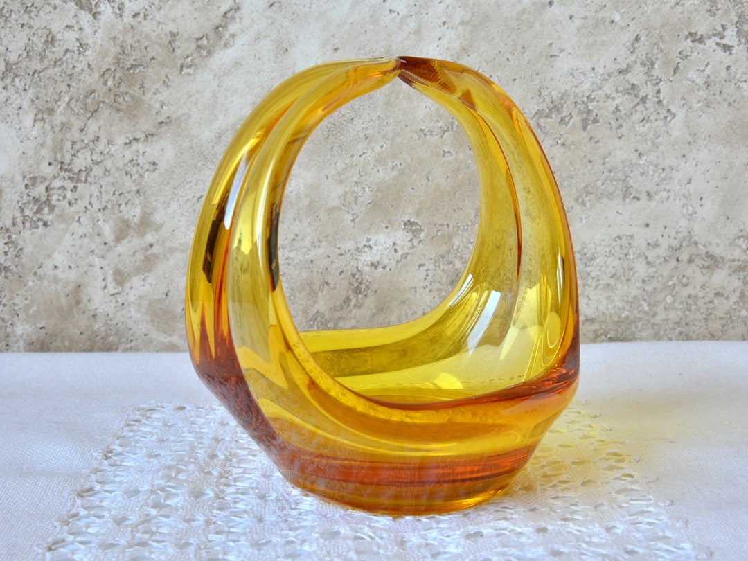 Vintage Yellow Glass Candy Basket, Minimalist Design Key Tray, Small ...