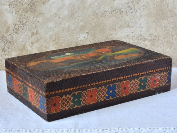 Vintage Wooden Pyrography Box, Keepsake Box, Wood Sto… - Gem