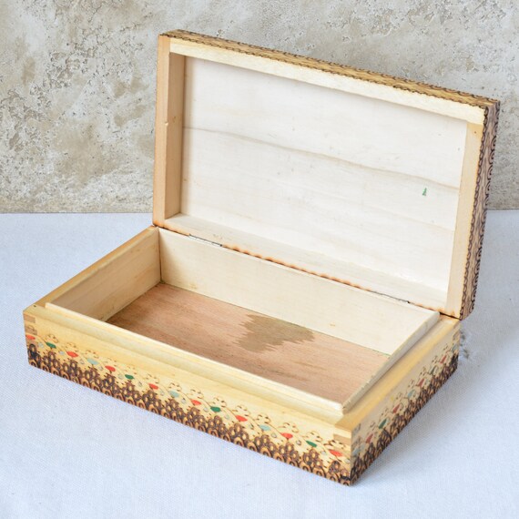 Vintage Wooden Pyrography Box, Keepsake Box, Bulgaria… - Gem