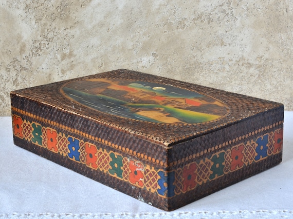 Vintage Wooden Pyrography Box, Keepsake Box, Wood Sto… - Gem