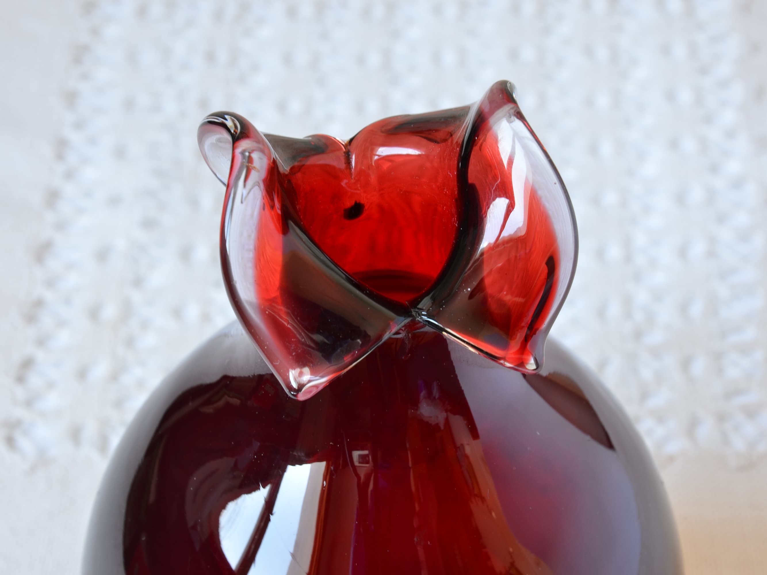 Vintage Unique Red Glass Vase, Hand-blown Glass Vase in Murano Style ...