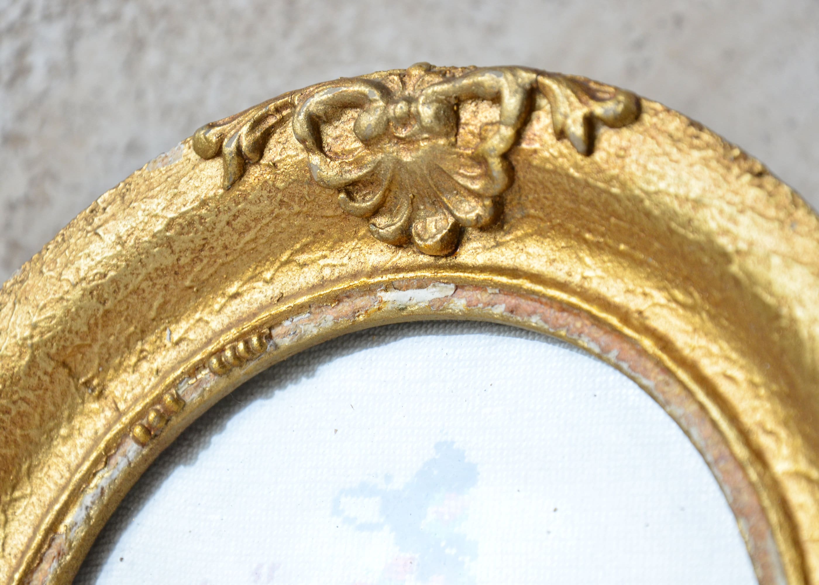 Vintage Round Frame Gold With Hand Embroidered Tapestry, Antique Ornate ...