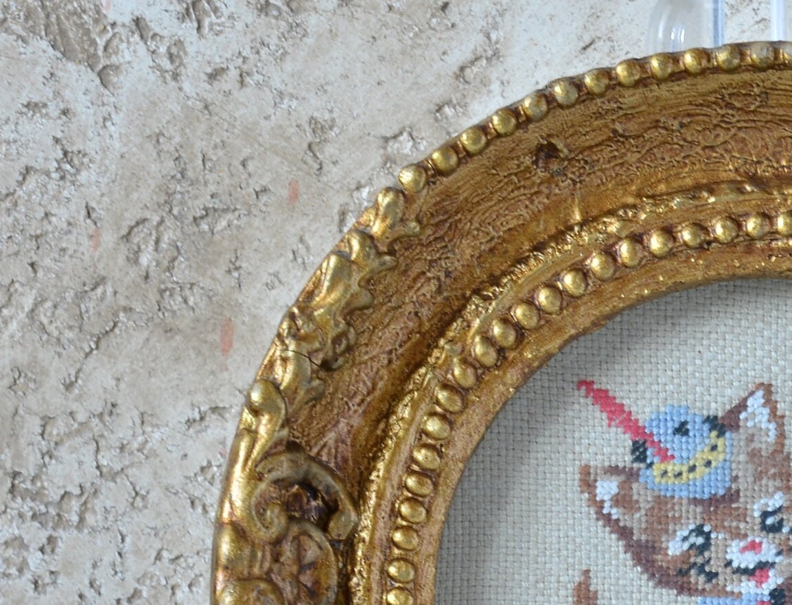 Vintage Round Gold Frame With Tapestry, Antique Wall Home Decor 70s ...