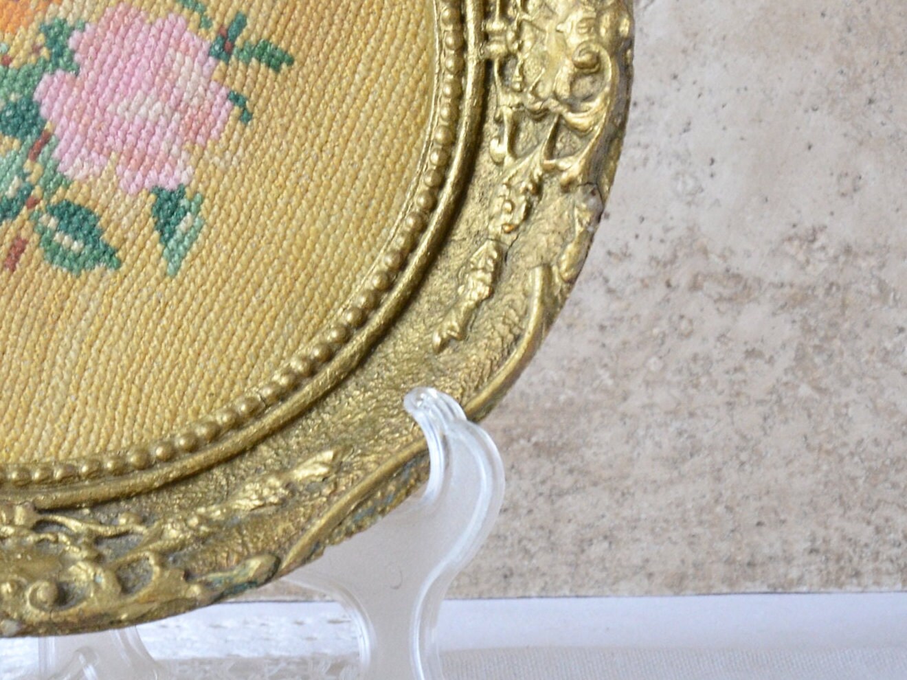 Antique Round Frame 1964s, Ornate Gold Frame With Hand Embroidered ...
