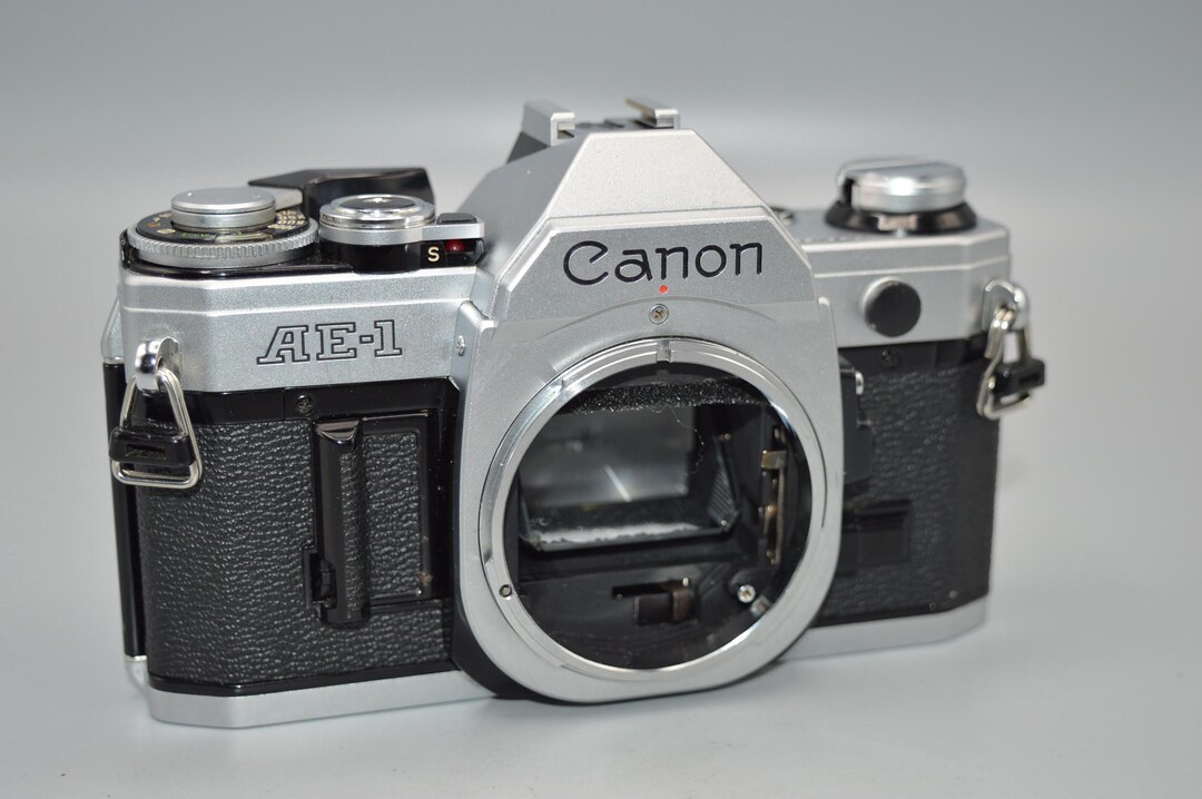 Canon AE1 SLR 35mm Vintage Film Camera Body Silver Fully Serviced ...