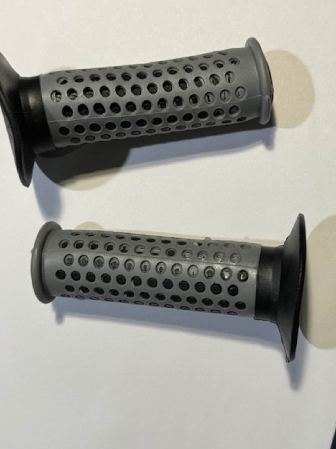 COSMETIC DEFECT Old School F-1 Bmx Grips Black Grey W Diamond Back ...