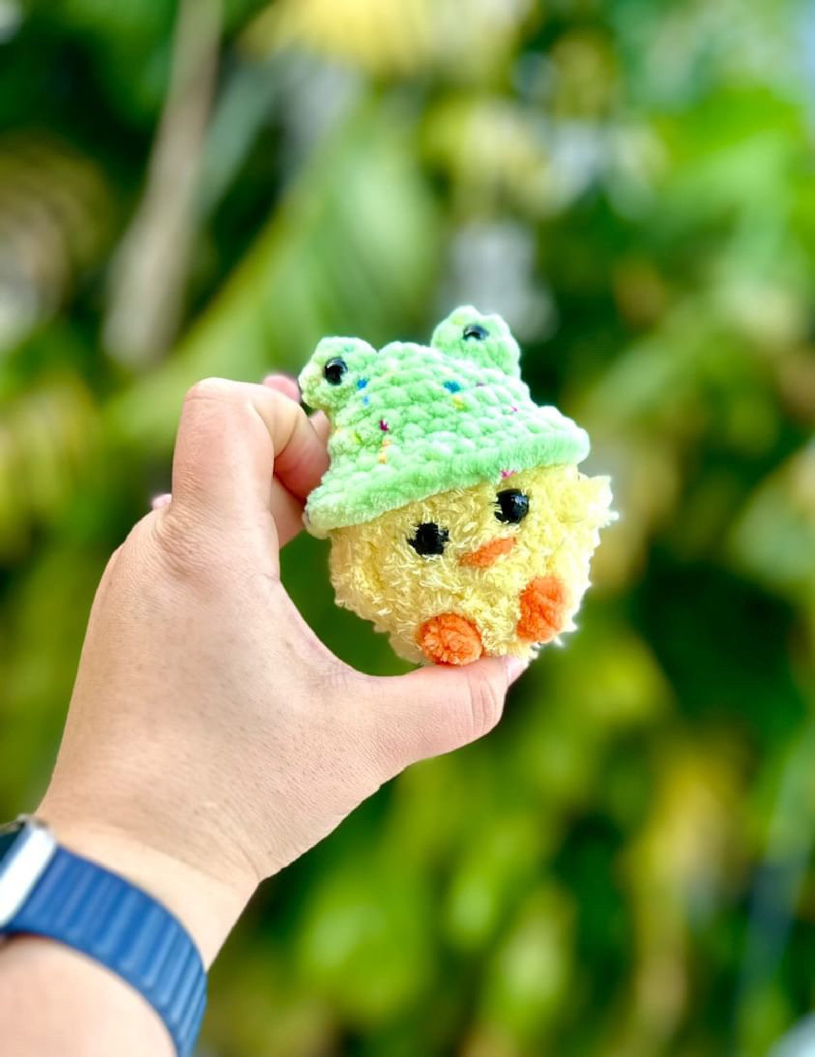Chick With Frog Hat Crochet Pattern/ Crochet Chick Pattern. - Etsy