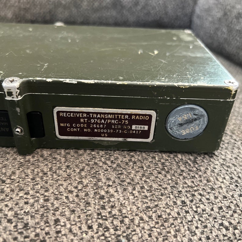 2 Vintage Military Receiver Transmitter Radios RT-976A PRC-75 1/1 on ...