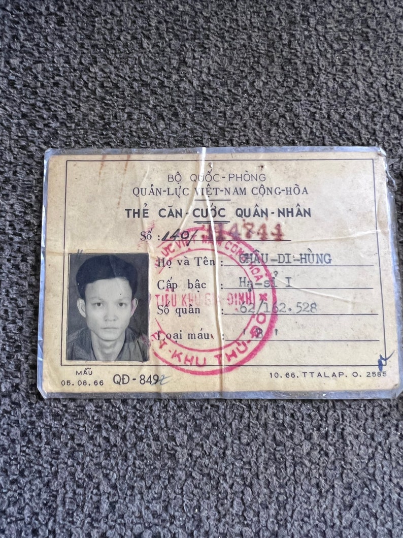 2 Vintage Photo ID Cards Identification Card Foreign Can Cuoc - Etsy