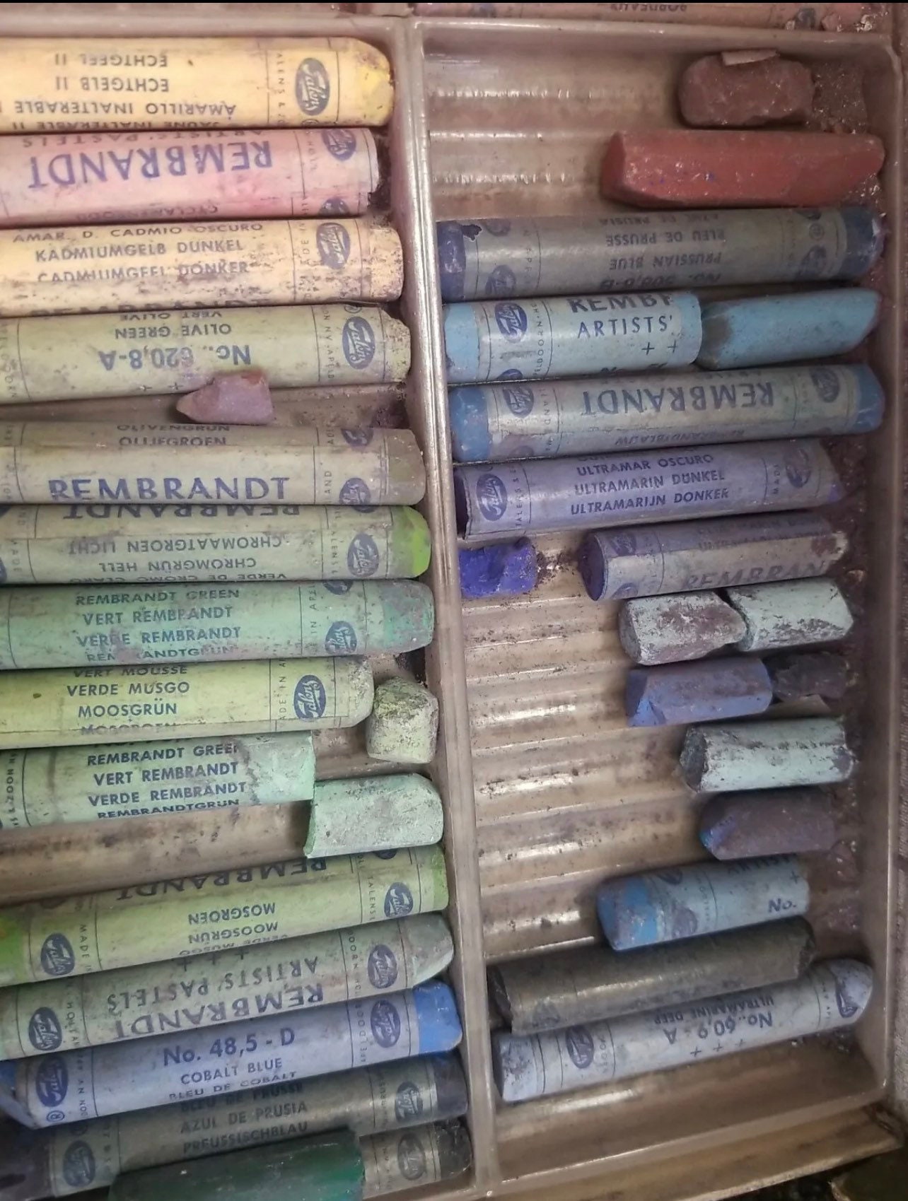 Vintage REMBRANDT SOFT PASTELS for Artists Talens 90 Count. 1/1 on Etsy ...