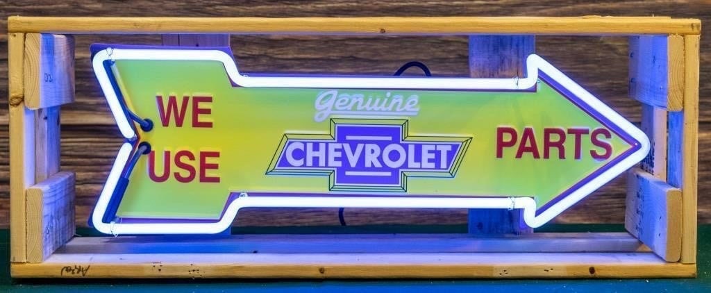 Vintage We Use Chevy Chevrolet Parts Arrow Neon Sign in Crate 26”x9”x6 ...