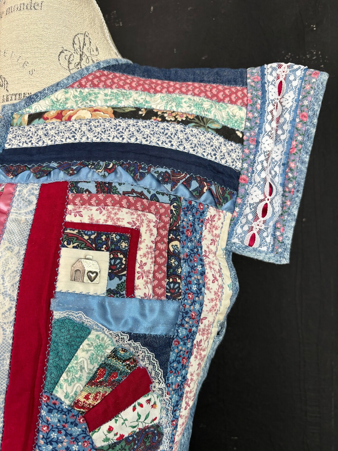 Vintage Quilted Patchwork VEST Blue Ditsy Flower Squared Purple Lace ...