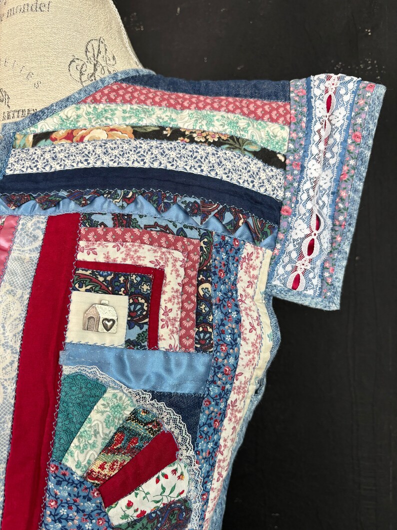 Vintage Quilted Patchwork VEST Blue Ditsy Flower Squared Purple Lace Paisley Romantic Boho ...