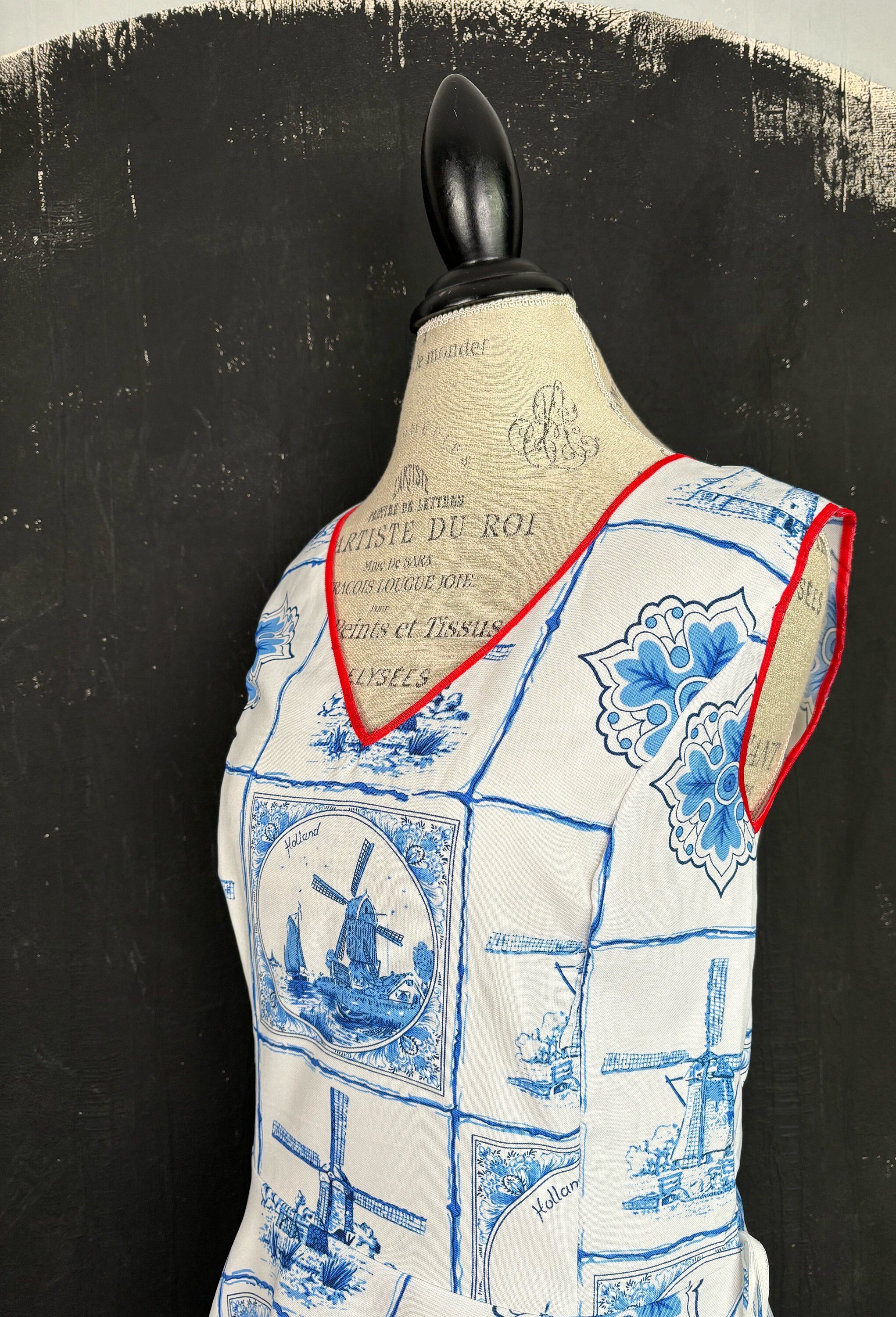 Vintage Holland Tulip Festival Windmill Mill DRESS Blue Blue White Tile ...