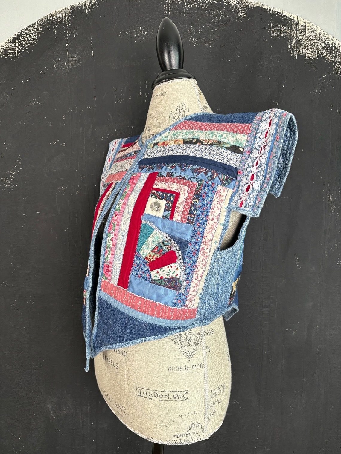 Vintage Quilted Patchwork VEST Blue Ditsy Flower Squared Purple Lace ...