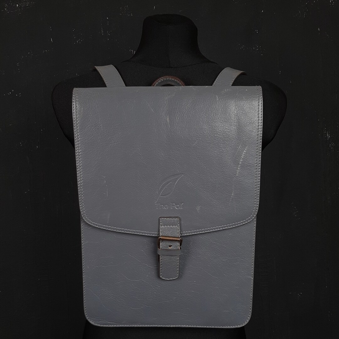 70s Grey Leather BACKPACK BAG Vintage Handle Hippie Festival Classic ...