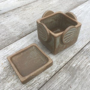 Handmade Lidded Box, Ceramic Trinket Box, Stoneware Box With Lid - Etsy