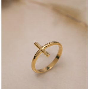 Signet Cross Ring, Sterling Silver Religious Symbol Jewelry, Cross ...