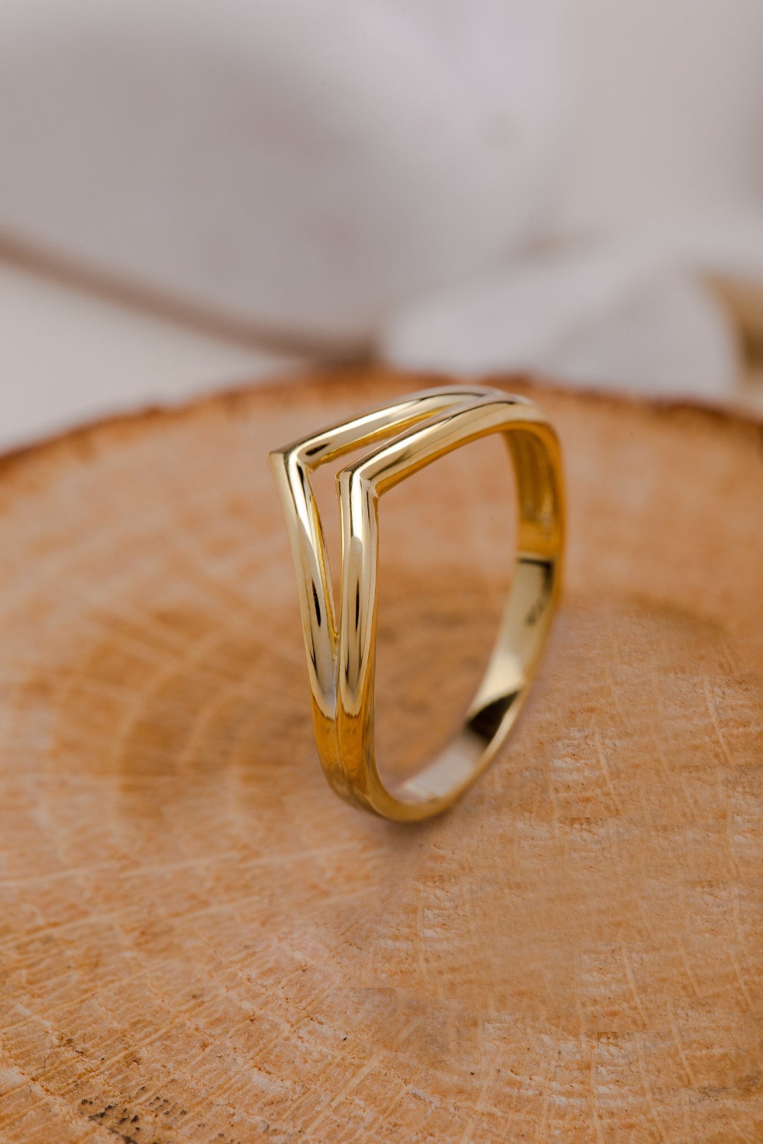 V-shaped 18k Yellow Gold Ring, Double Aesthetic V Ring, Curve Ring ...