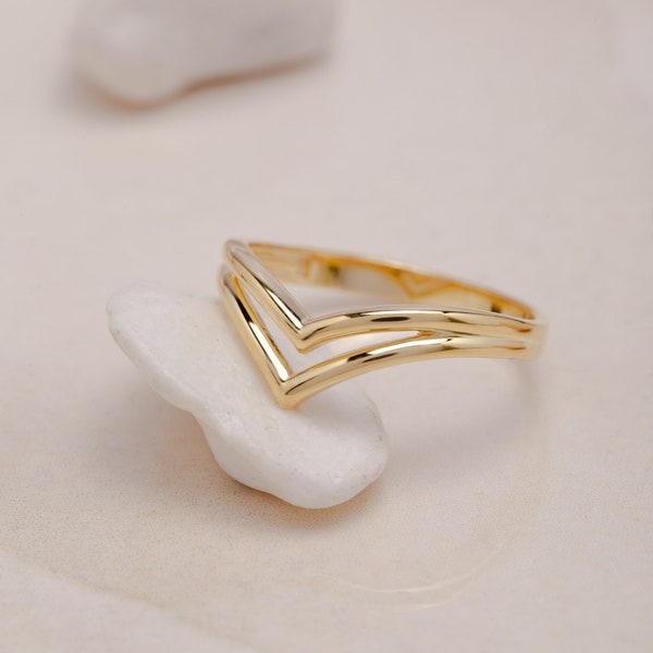 V Shaped Ring - Etsy