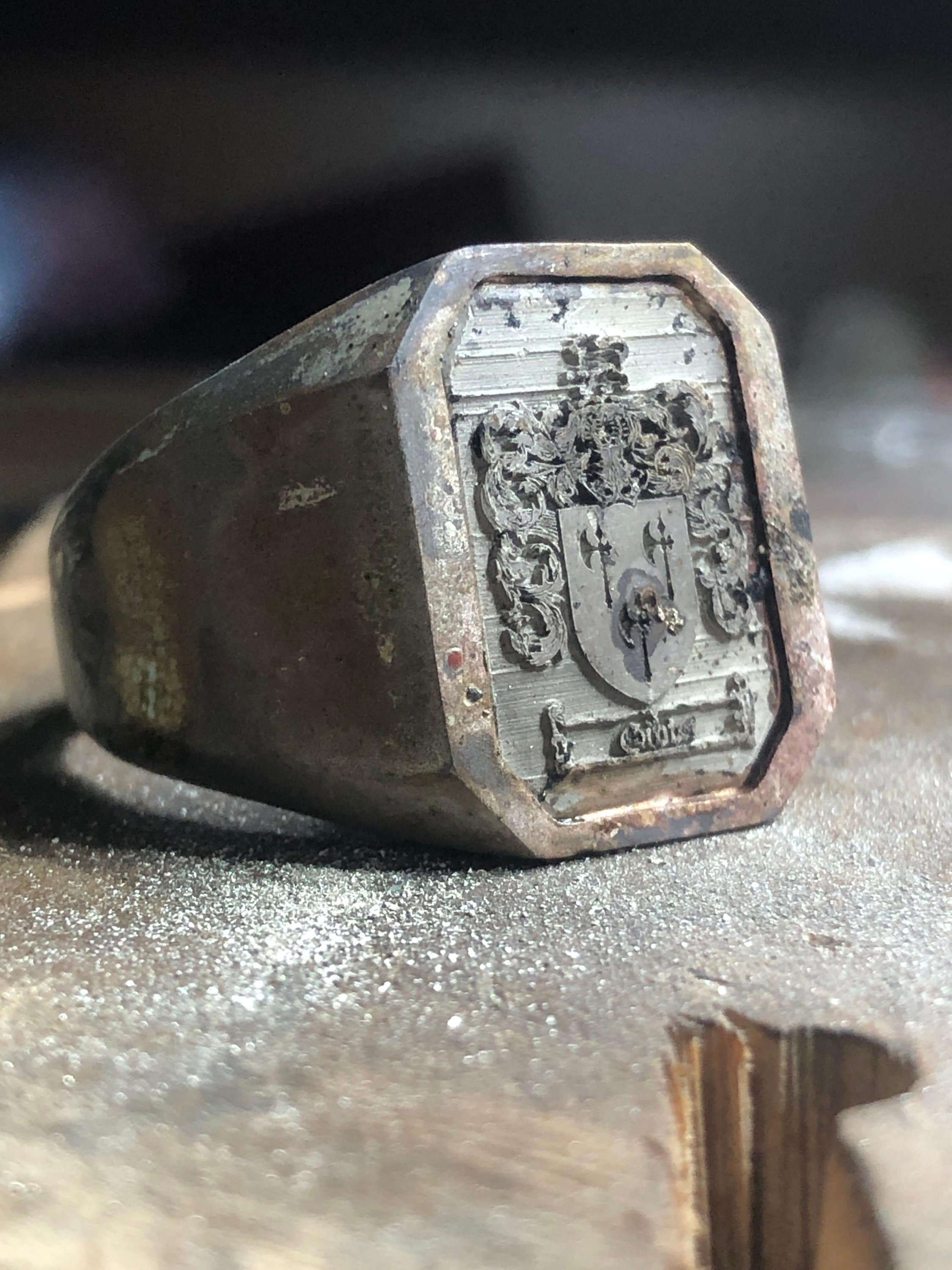 Vintage Style Family Crest Signet Ring, Engraved Solid Gold or Sterling ...