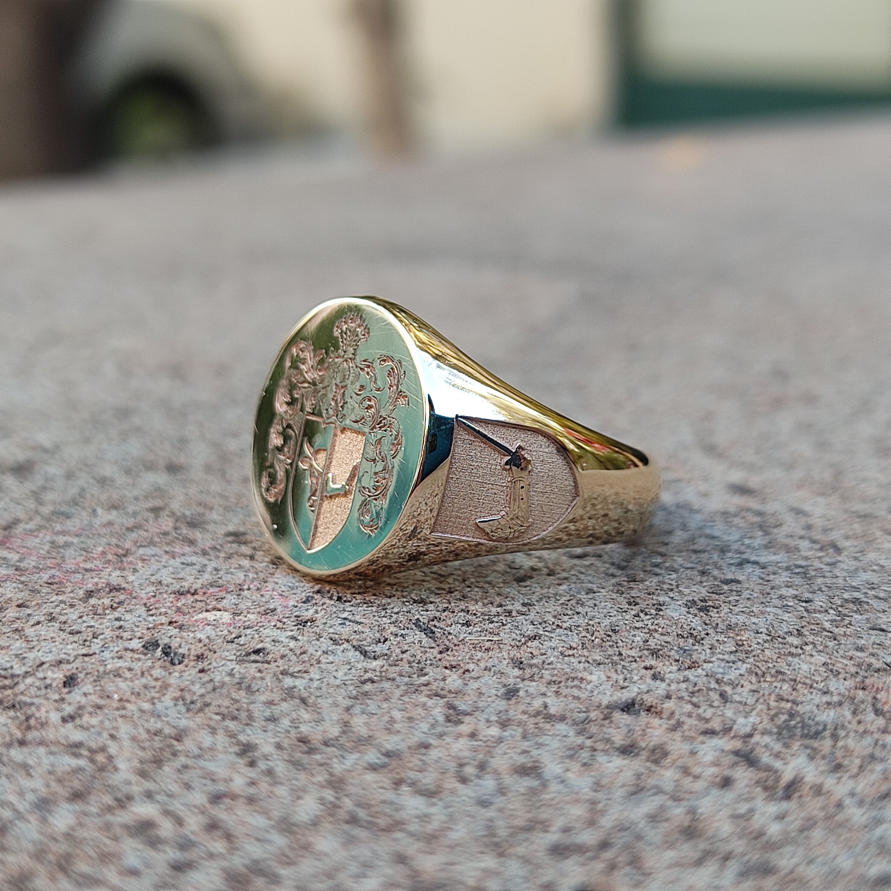 Custom Family Crest Signet Ring: Gold Coat of Arms - Etsy