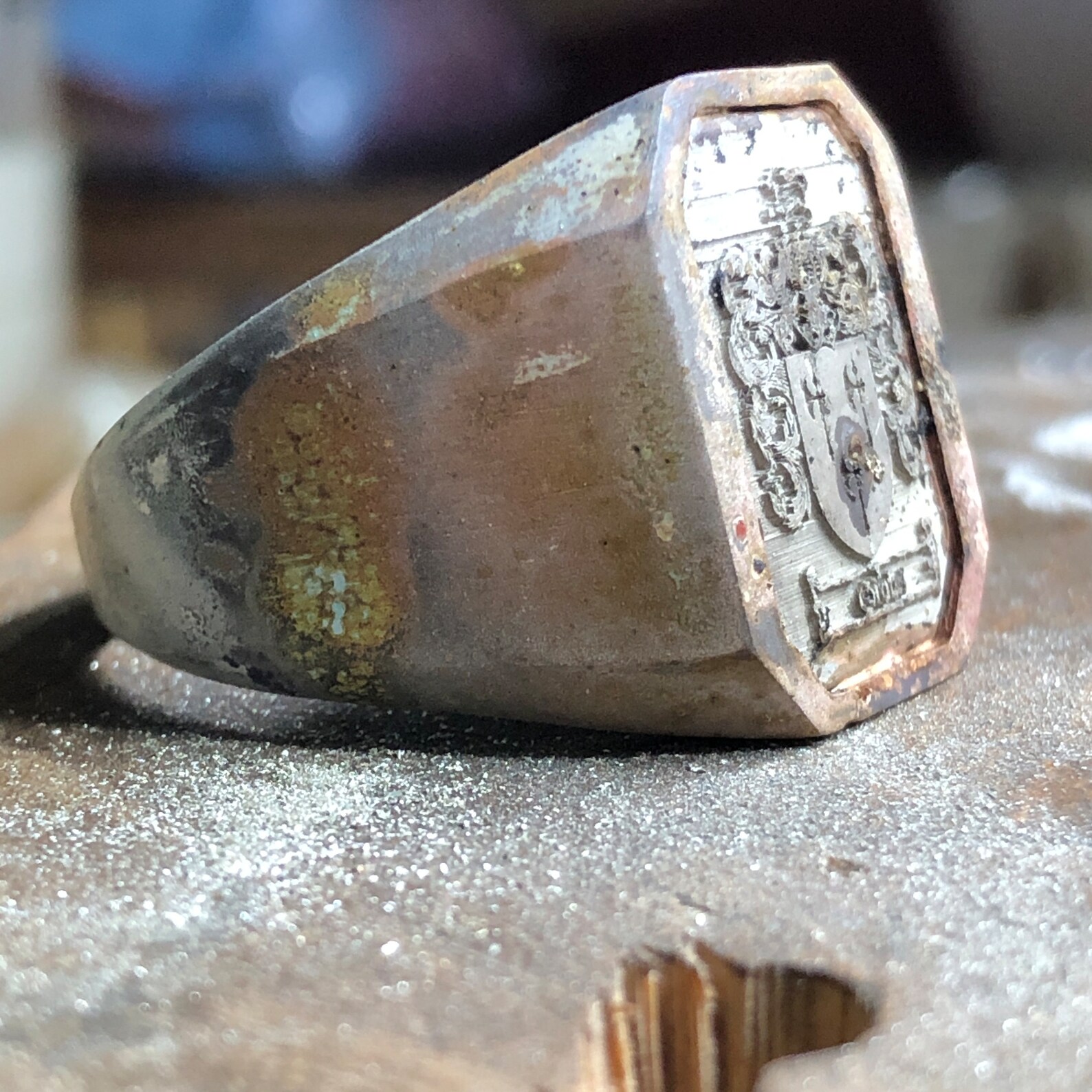 Vintage Style Family Crest Signet Ring, Engraved Solid Gold or Sterling ...