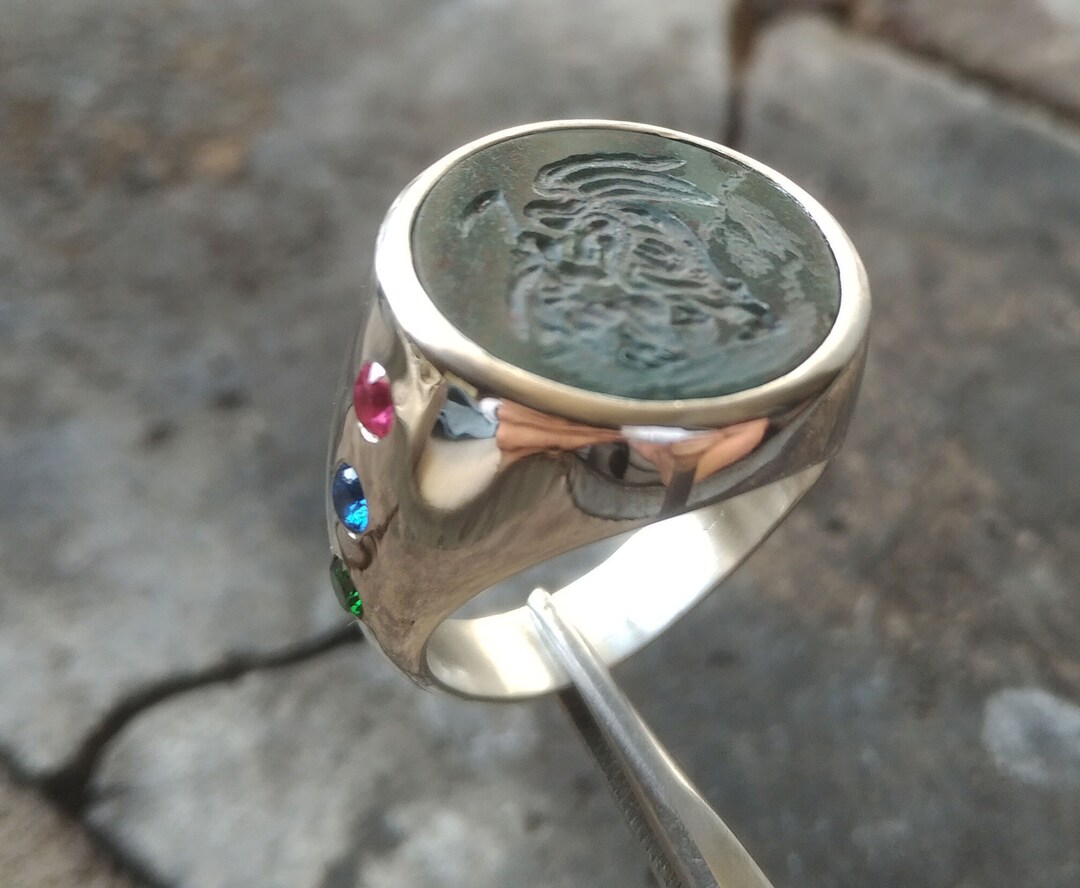 Personalized Bloodstone Family Coat of Arms Gift Ring, Ruby Emerald ...